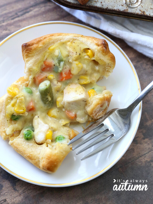 Mini Chicken Pot Pies Story - It's Always Autumn