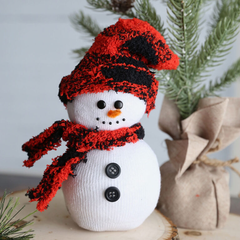 Chunky Yarn Snowman Craft - It's Always Autumn