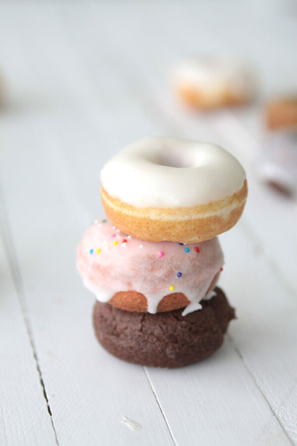 Mini Cake Mix Donuts {Baked, not Fried!} - It's Always Autumn