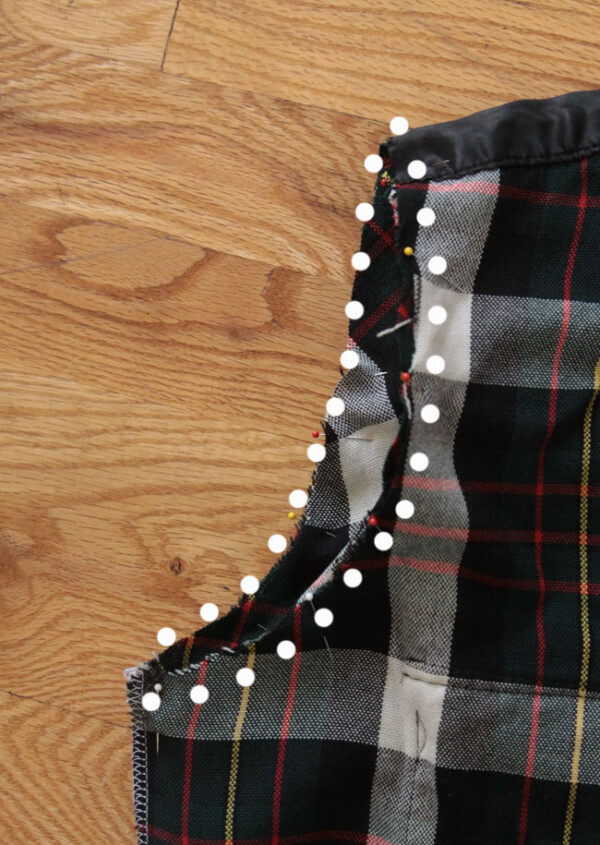 How to take in a shirt the right way {how to make a shirt smaller}