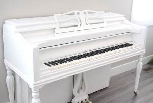 how to paint your piano the easy way - It's Always Autumn