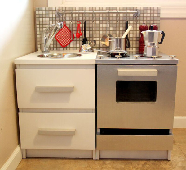 20 coolest DIY play kitchen tutorials - It's Always Autumn