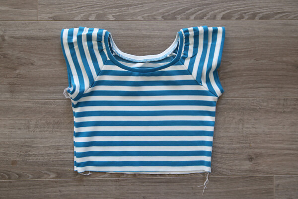 the "hello spring" girls' dress | free pattern in size 4/5 - It's ...