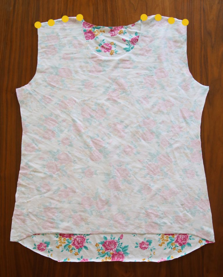 the classic tee | free pattern in women size L - It's Always Autumn