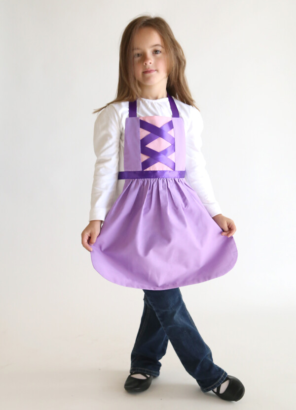 free sewing pattern for Rapunzel dress up apron - It's Always Autumn
