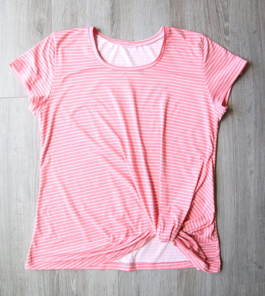 The Twist Knot Tee free sewing pattern - It's Always Autumn