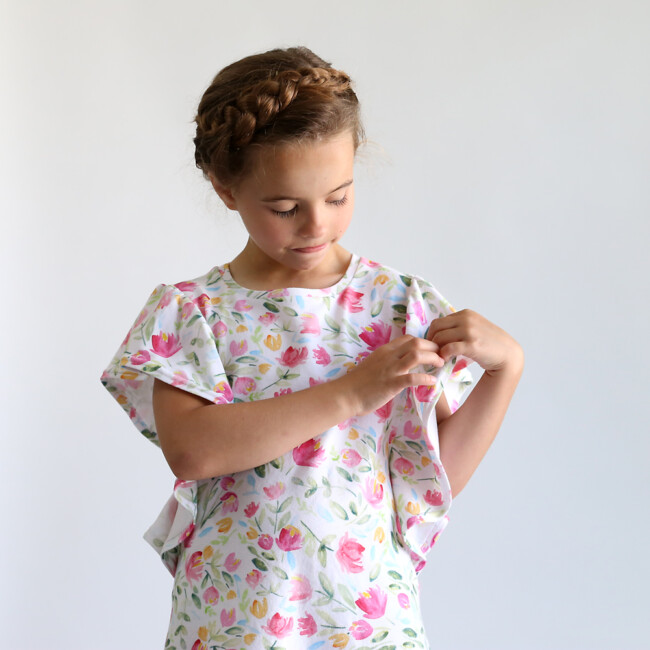 The waterfall dress pattern for girls {easy sewing tutorial} - It's ...