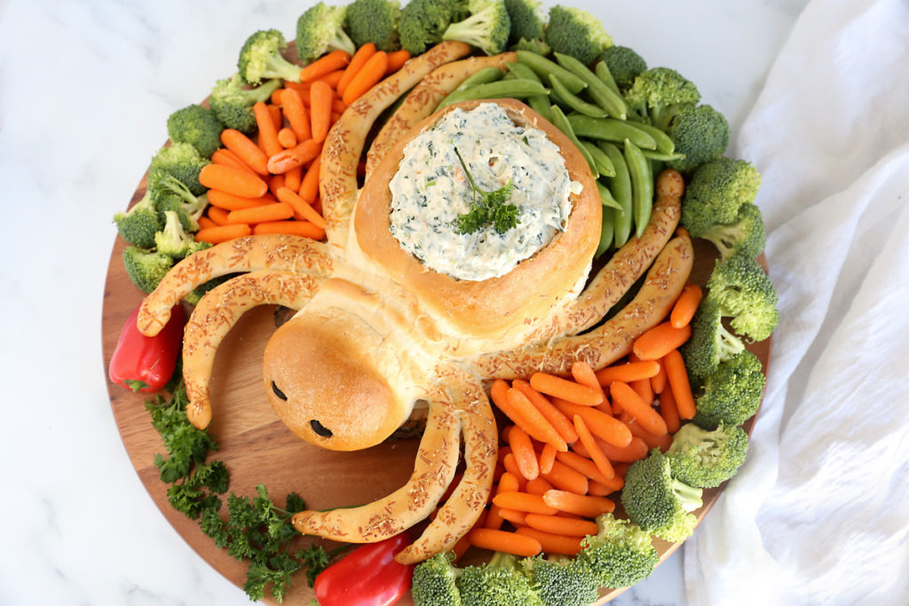 Spider Bread Dip Bowl {fun Halloween appetizer idea!} - It's Always Autumn