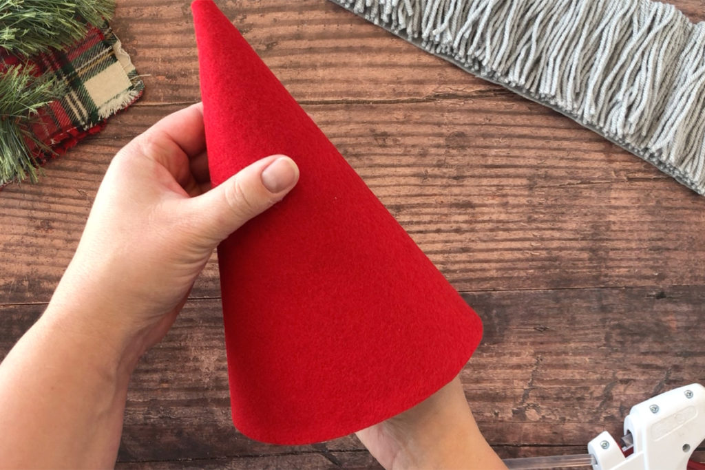 Toilet Paper Christmas Gnomes - It's Always Autumn