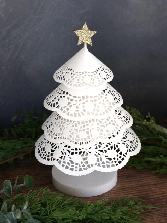 Make Paper Doily Christmas Trees {W/Dollar Store Supplies} Story - It's ...