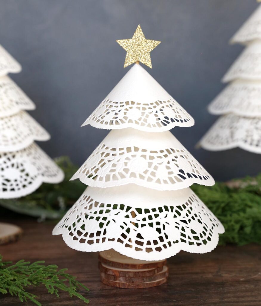 Make Paper Doily Christmas Trees {w/Dollar Store supplies} - It's ...