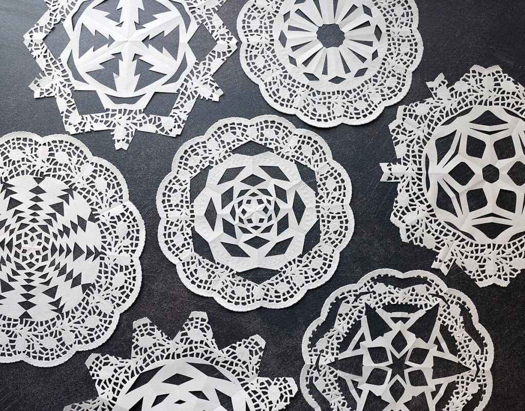 Paper Doily Snowflakes {fun Christmas craft} - It's Always Autumn