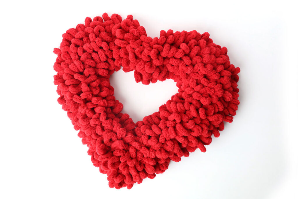Loop Yarn Heart Wreath for Valentine's Day - It's Always Autumn