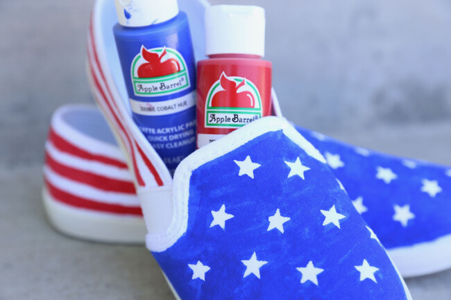 How to make American Flag Shoes - It's Always Autumn