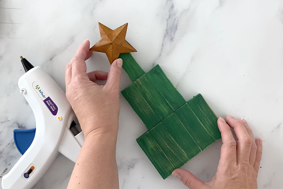 Easy Wood Block Christmas Trees - It's Always Autumn