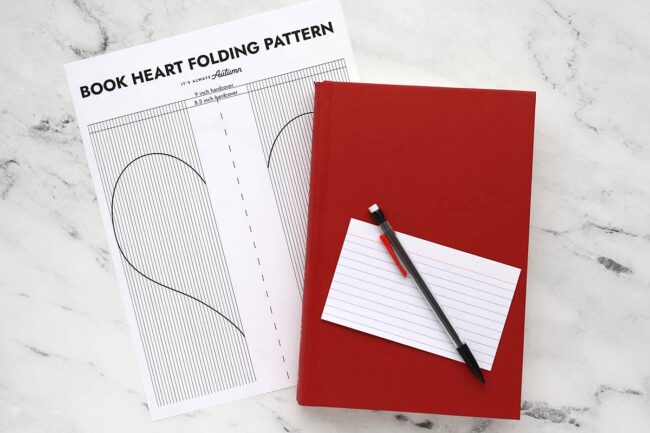 Folded Book Heart {Printable Pattern} - It's Always Autumn