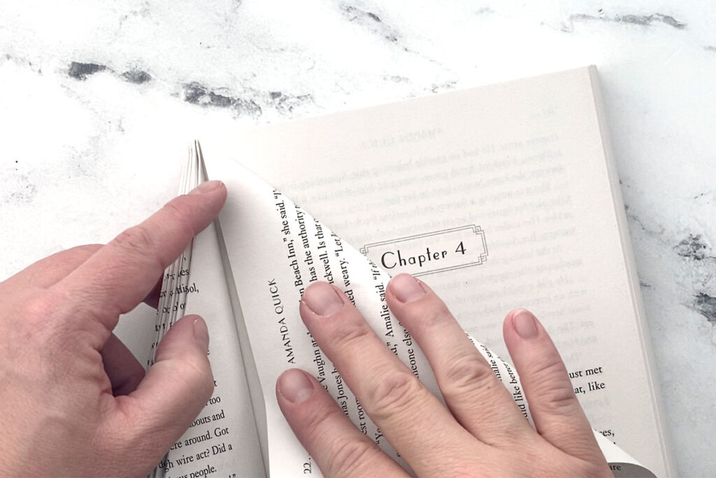 Folded Book Angel {Easy!} - It's Always Autumn