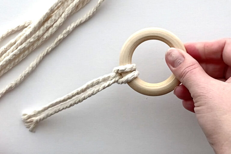 Easy Macrame Gnomes - It's Always Autumn