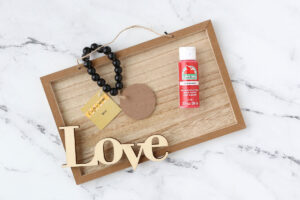 Easy DIY "Love" Sign - It's Always Autumn