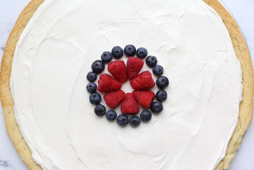 Easiest Fruit Pizza Recipe - It's Always Autumn