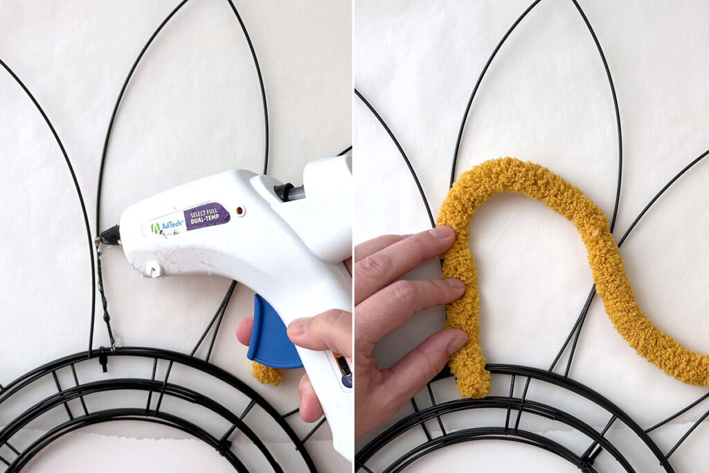 Sunflower Wreath [Bunny Wreath Forms] - It's Always Autumn