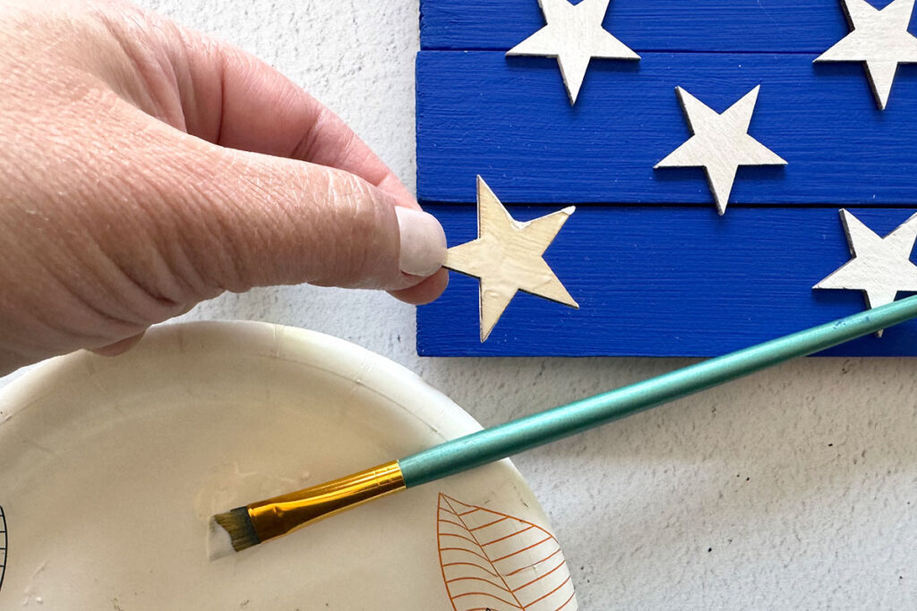 DIY Yardstick American Flag - It's Always Autumn