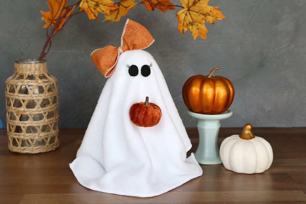Friendly Ghost Craft (Dollar Tree) - It's Always Autumn