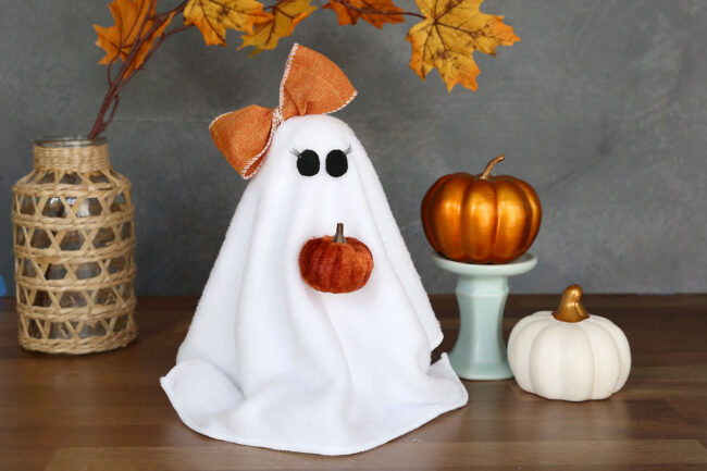 Friendly Ghost Craft (Dollar Tree) - It's Always Autumn