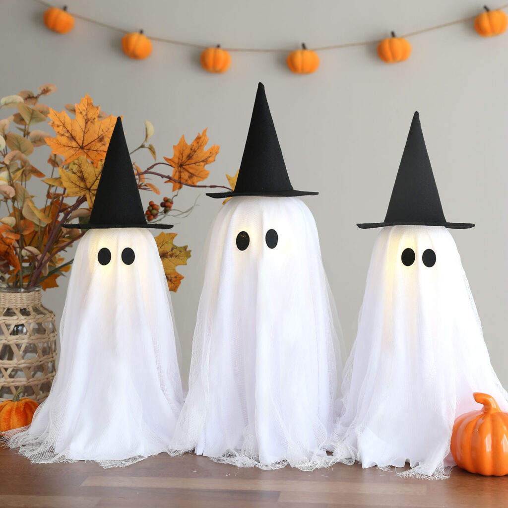 DIY Ghosts Centerpiece {Pottery Barn Dupe} - It's Always Autumn