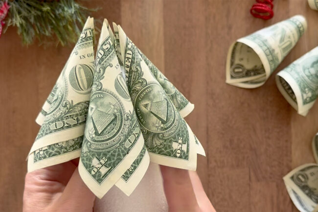 Money Christmas Tree - It's Always Autumn